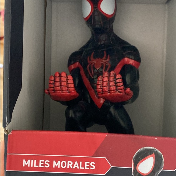Marvel | Cell Phones & Accessories | Marvel Black And Red Cell Phone ...